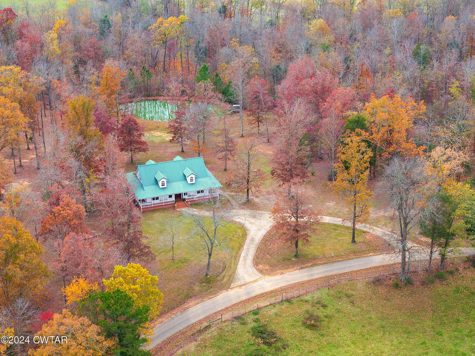 900 Oakwood Dr, Decaturville, TN 38329 | Zillow