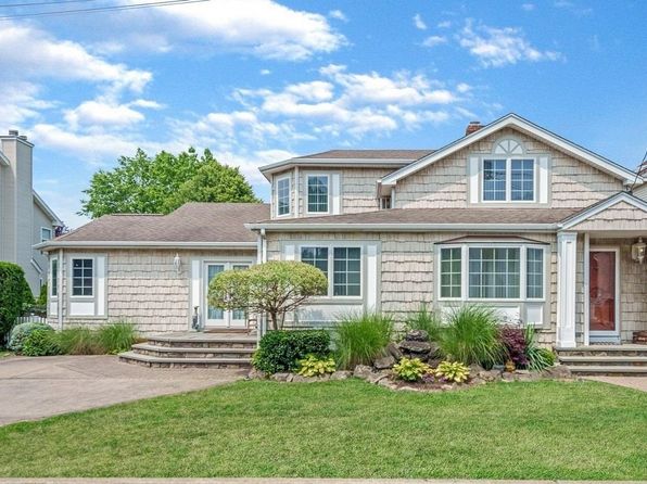 North Merrick Merrick Real Estate - North Merrick Merrick Homes For ...