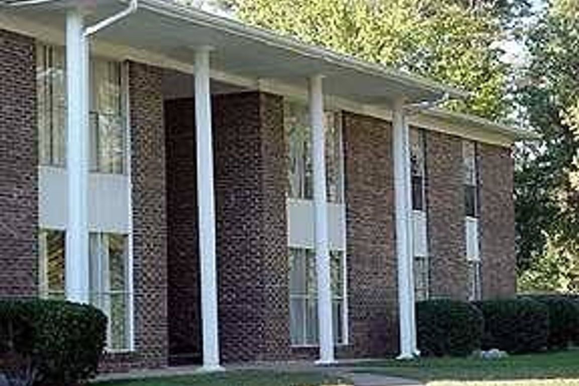 Chateau Orleans Apartments - 3125 Napoleon Ct Birmingham AL | Zillow