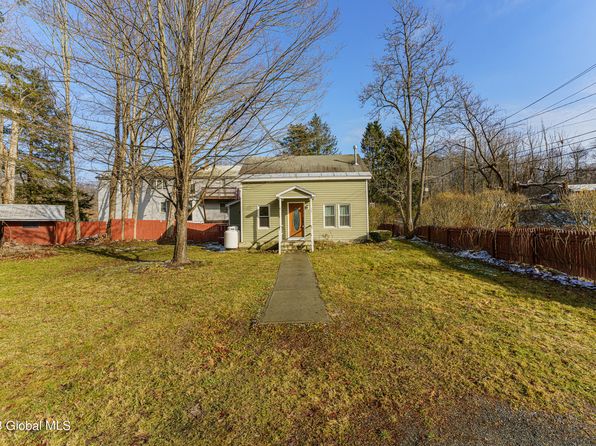 Averill Park NY Real Estate - Averill Park NY Homes For Sale | Zillow