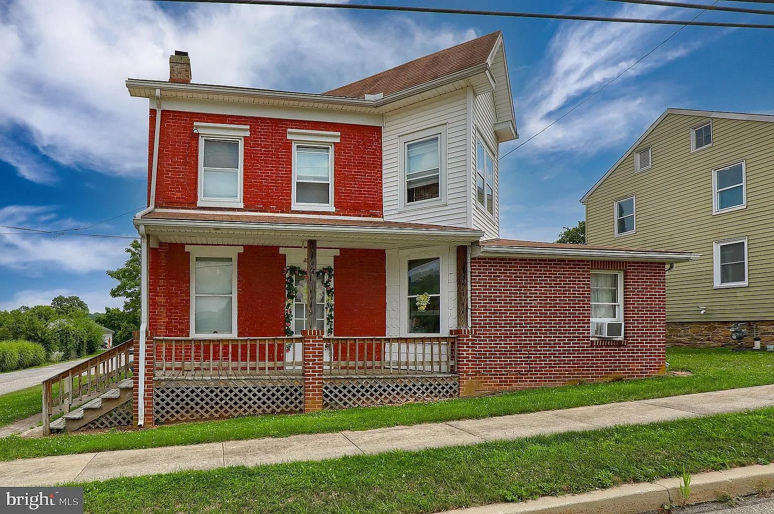 145 S Main St #1, Seven Valleys, PA 17360 | Zillow