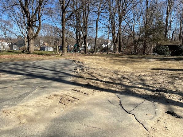 Rowley Real Estate - Rowley MA Homes For Sale | Zillow