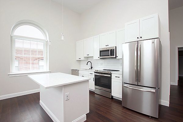 120 Washington St Salem MA | Zillow