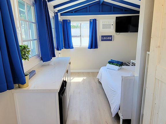 812 Ormond Ct #814, San Diego, CA 92109 | Zillow