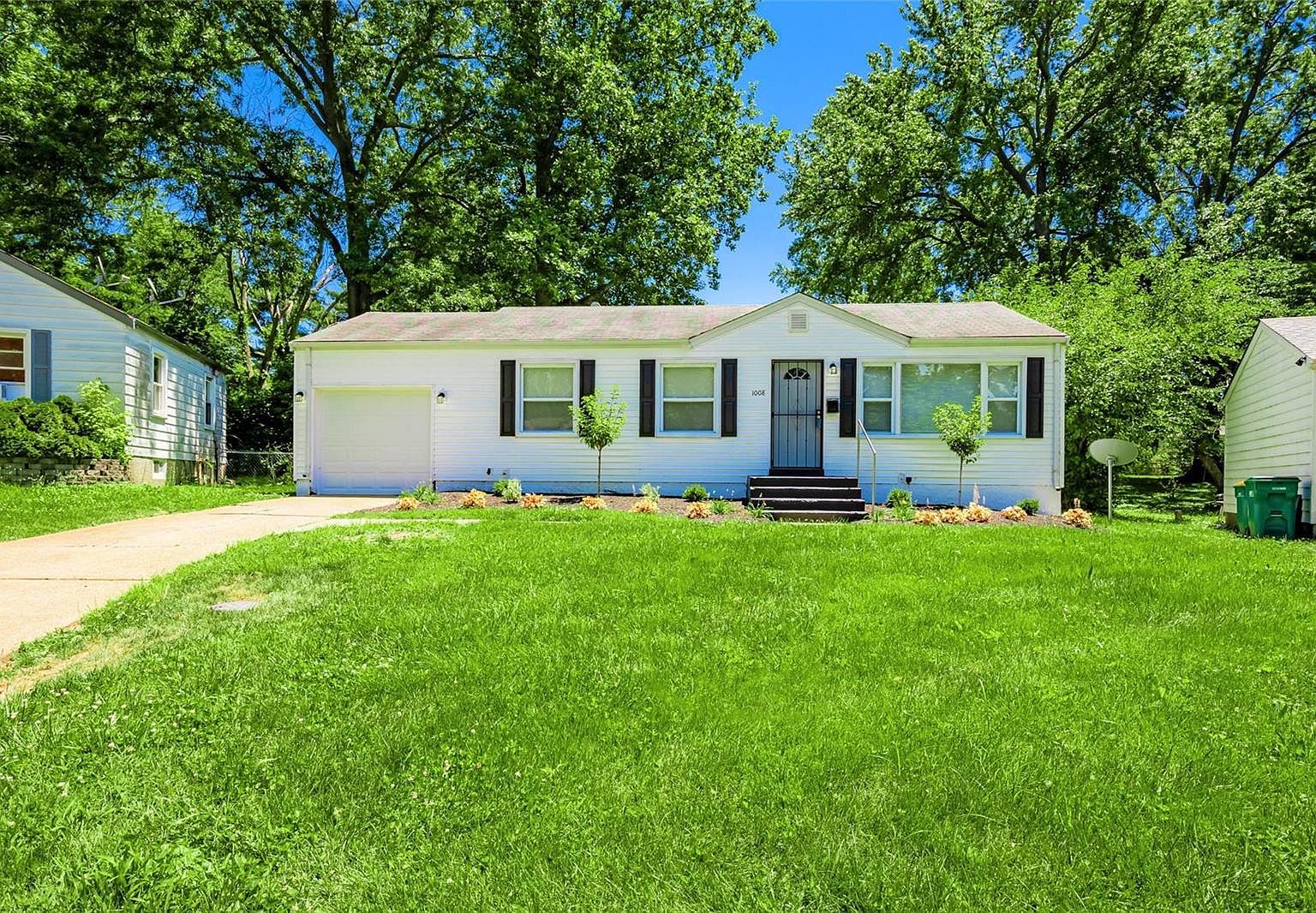 1008 Addison Dr, Saint Louis, MO 63137 | Zillow