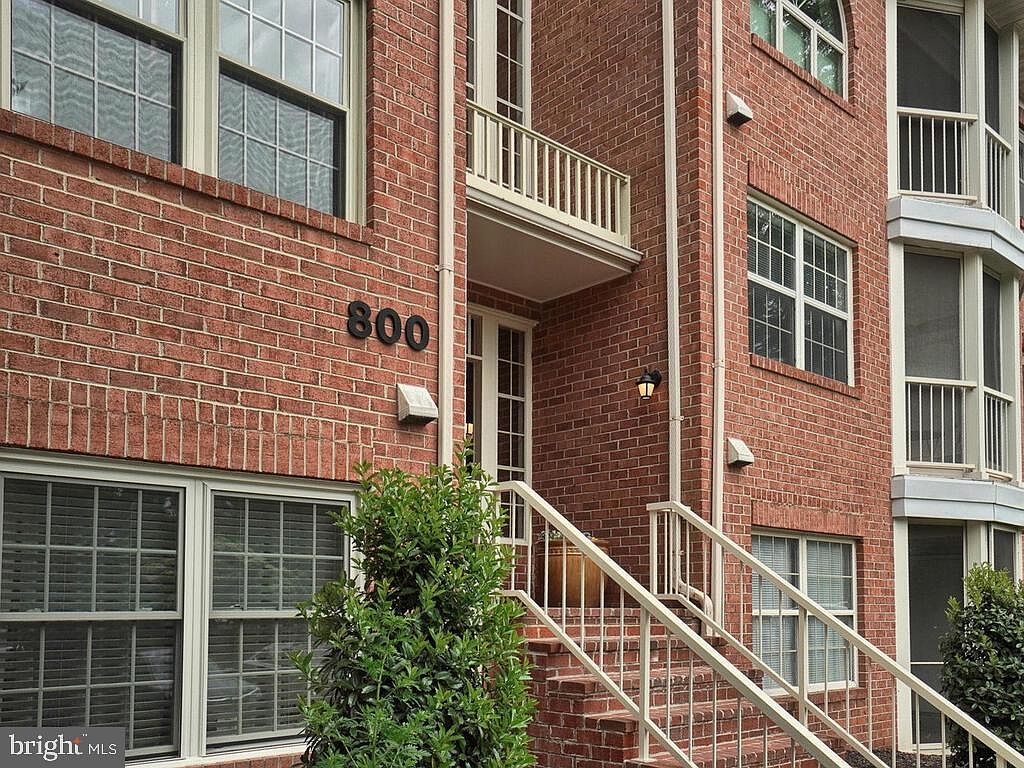 800 Amber Tree Ct APT 201, Gaithersburg, MD 20878 | Zillow