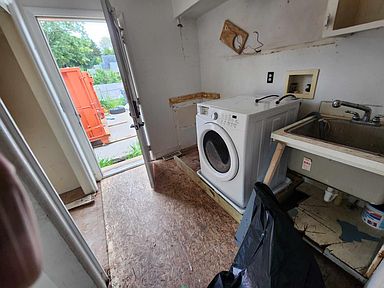 336 N Riverview Dr, Parchment, MI 49004 | Zillow