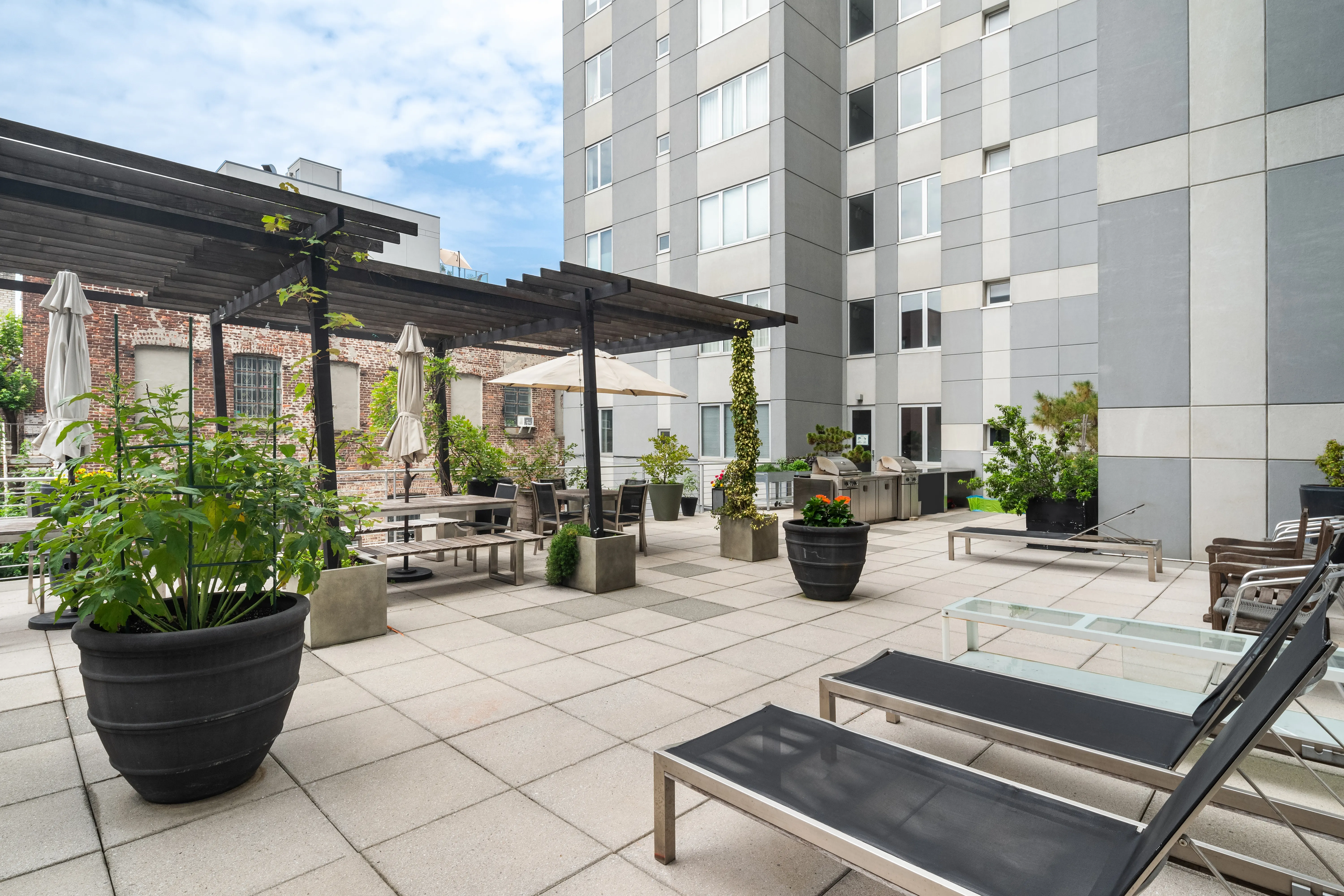 415 Leonard Street #1A in Williamsburg, Brooklyn | StreetEasy