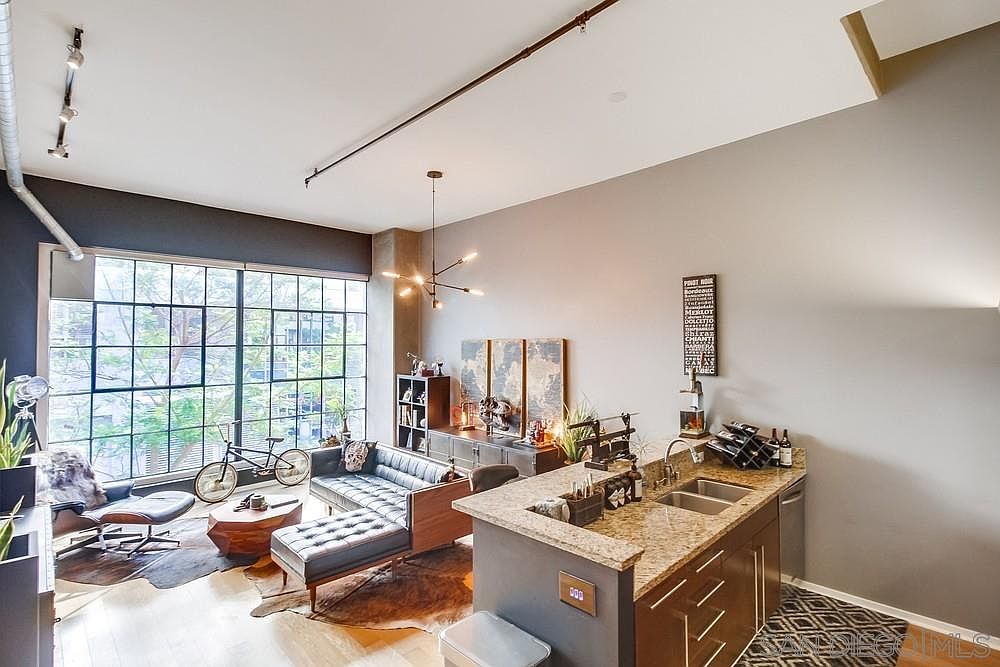 350 11th Ave UNIT 327, San Diego, CA 92101 | MLS #240003534 | Zillow