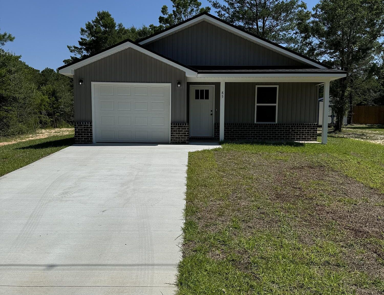 85 Buckeye St, Defuniak Springs, FL 32433 | Zillow