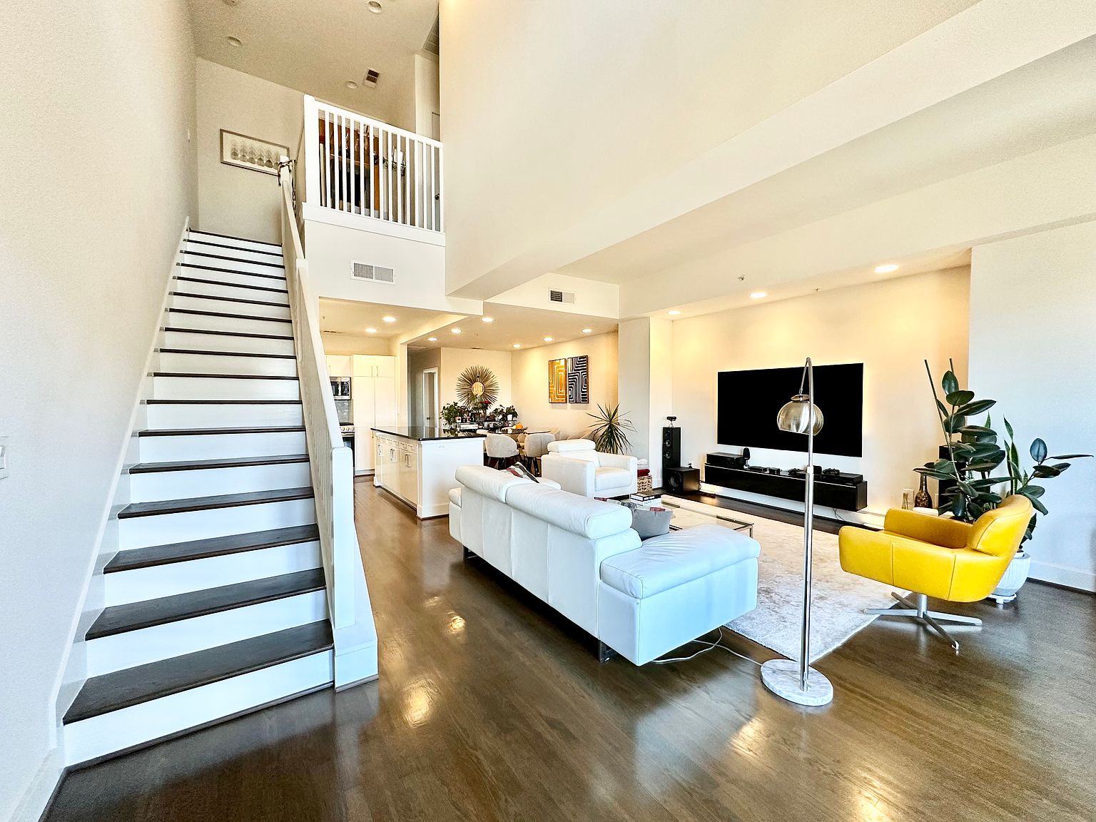5055 Addison Cir PENTHOUSE 726, Addison, TX 75001 | Zillow