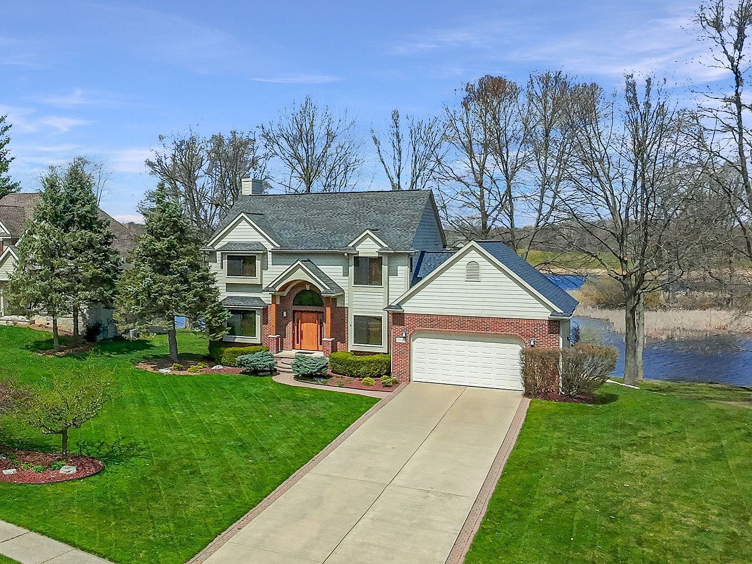 358 Orchard Ridge Dr, Lake Orion, MI 48362 | Zillow