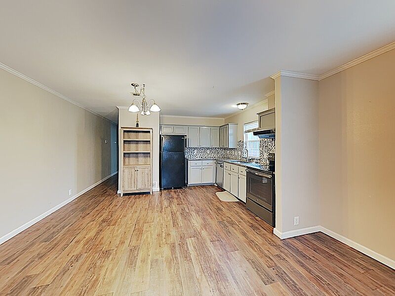 1414 Record Crossing Rd #A, Dallas, TX 75235 | Zillow