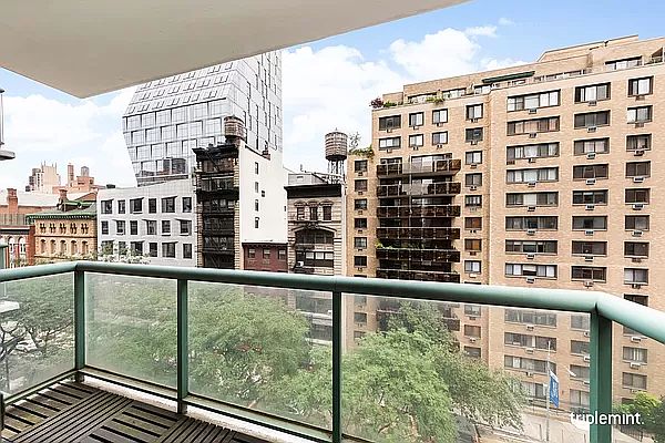 22 W 15th St APT 6G, New York, NY 10011 | Zillow