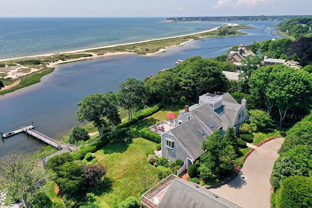 789 S Main St, Barnstable, MA 02630 | MLS #73053158 | Zillow