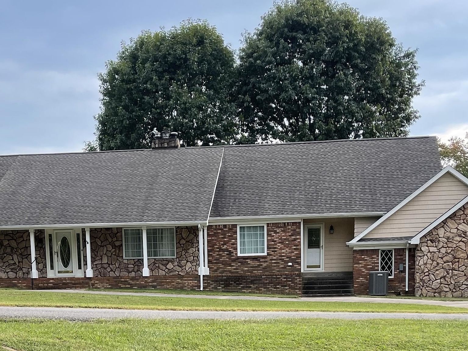 541 Blue River Rd, Cadiz, KY 42211 | MLS #230369 | Zillow