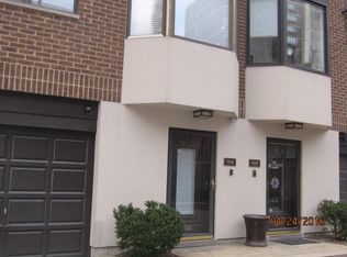 1308 N Sutton Pl, Chicago, IL 60610 | Zillow