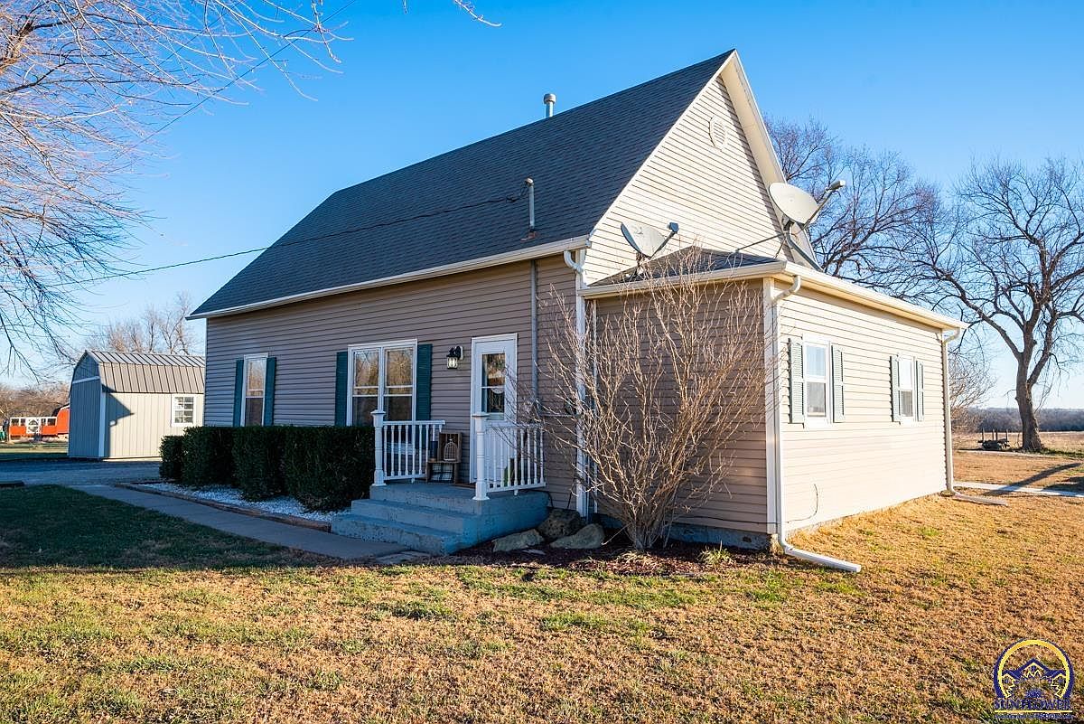 15210 166th Rd, Mayetta, KS 66509 | Zillow