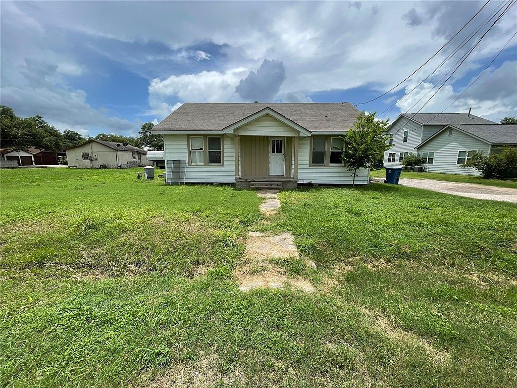 110 Beasley St, Woodsboro, TX 78393 | MLS #445051 | Zillow 110 Beasley St, Woodsboro, TX 78393 | MLS #445051 | Zillow