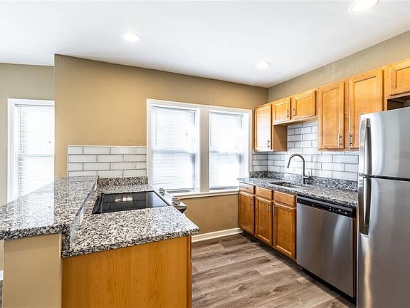 900 E 29th St, Kansas City, MO 64109 | MLS #2482634 | Zillow