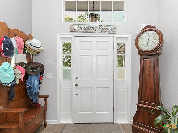 640 Riverside Dr, New Braunfels, TX 78130 | Zillow