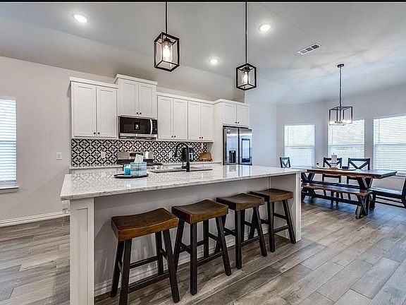 8730 Dunlap Dr, Dallas, TX 75217 | Zillow