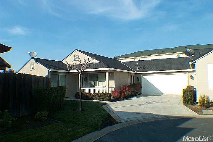 654 Village Dr, Galt, CA 95632 | Zillow
