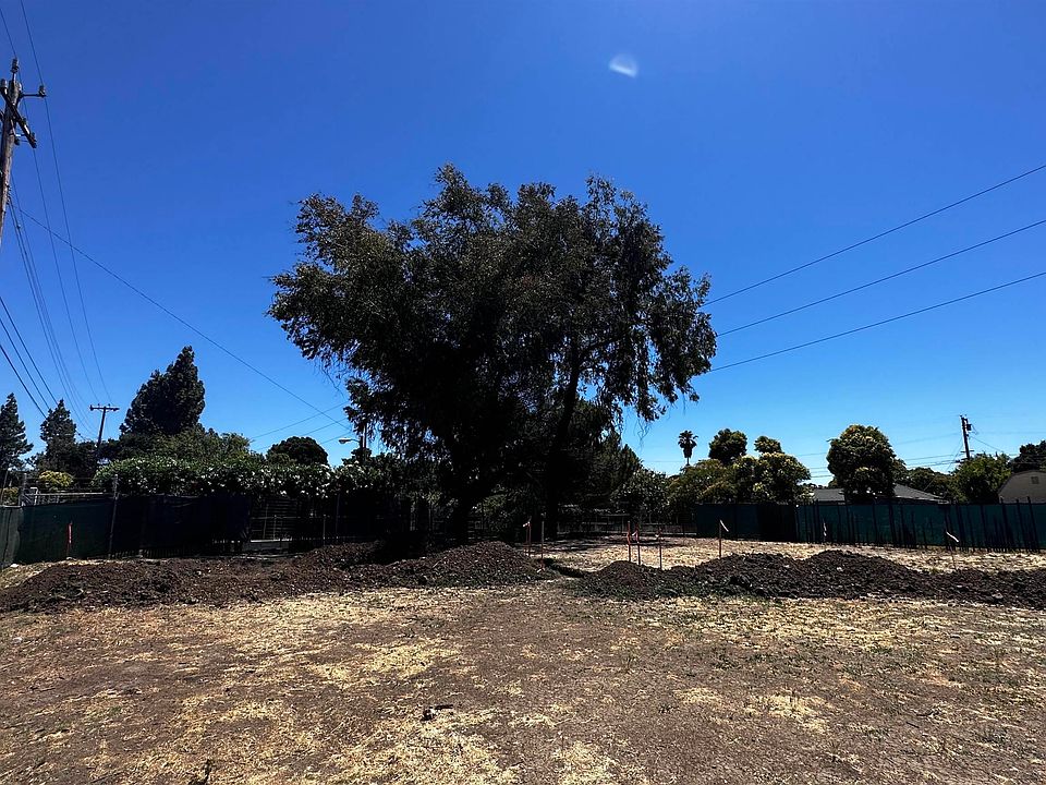 1559 Pine St, Concord, CA 94520 | MLS #41033492 | Zillow