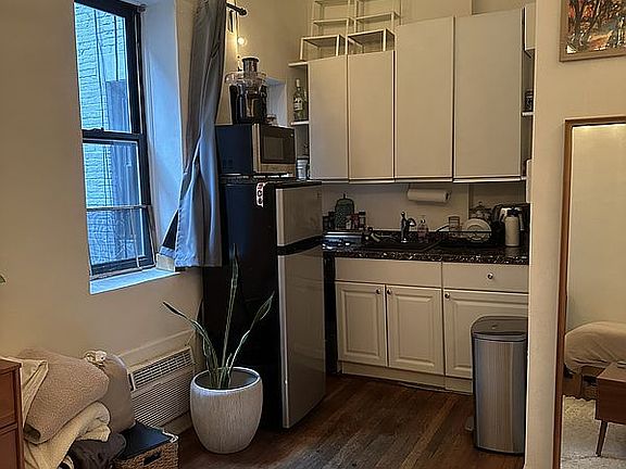 152 E 35th St APT 2D, New York, NY 10016 | Zillow