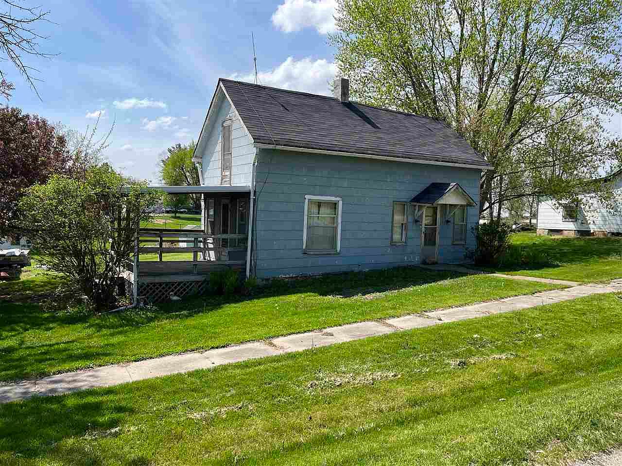204 Ives St, Kinross, IA 52335 | Zillow
