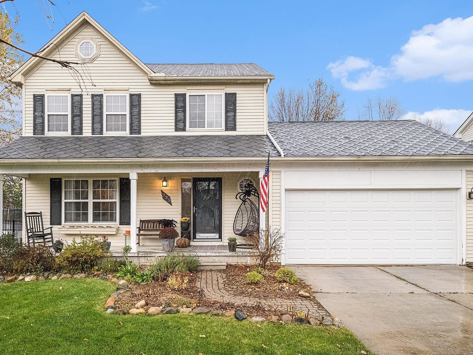 735 2nd St, Fenton, MI 48430 | Zillow
