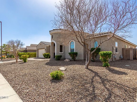 4884 S Hemet St, Gilbert, AZ 85298 | MLS #6830615 | Zillow