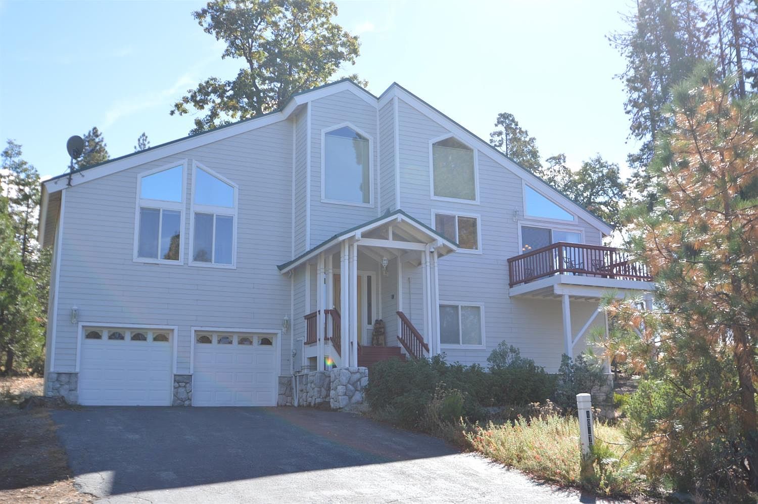 40773 Crest Vista Ln, Shaver Lake, CA 93664 | Zillow