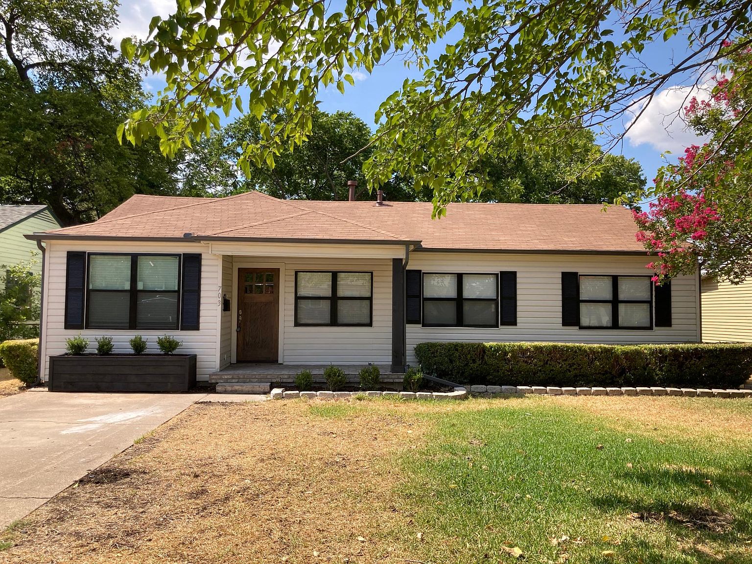 703 Hoke Smith Dr, Dallas, TX 75224 | Zillow