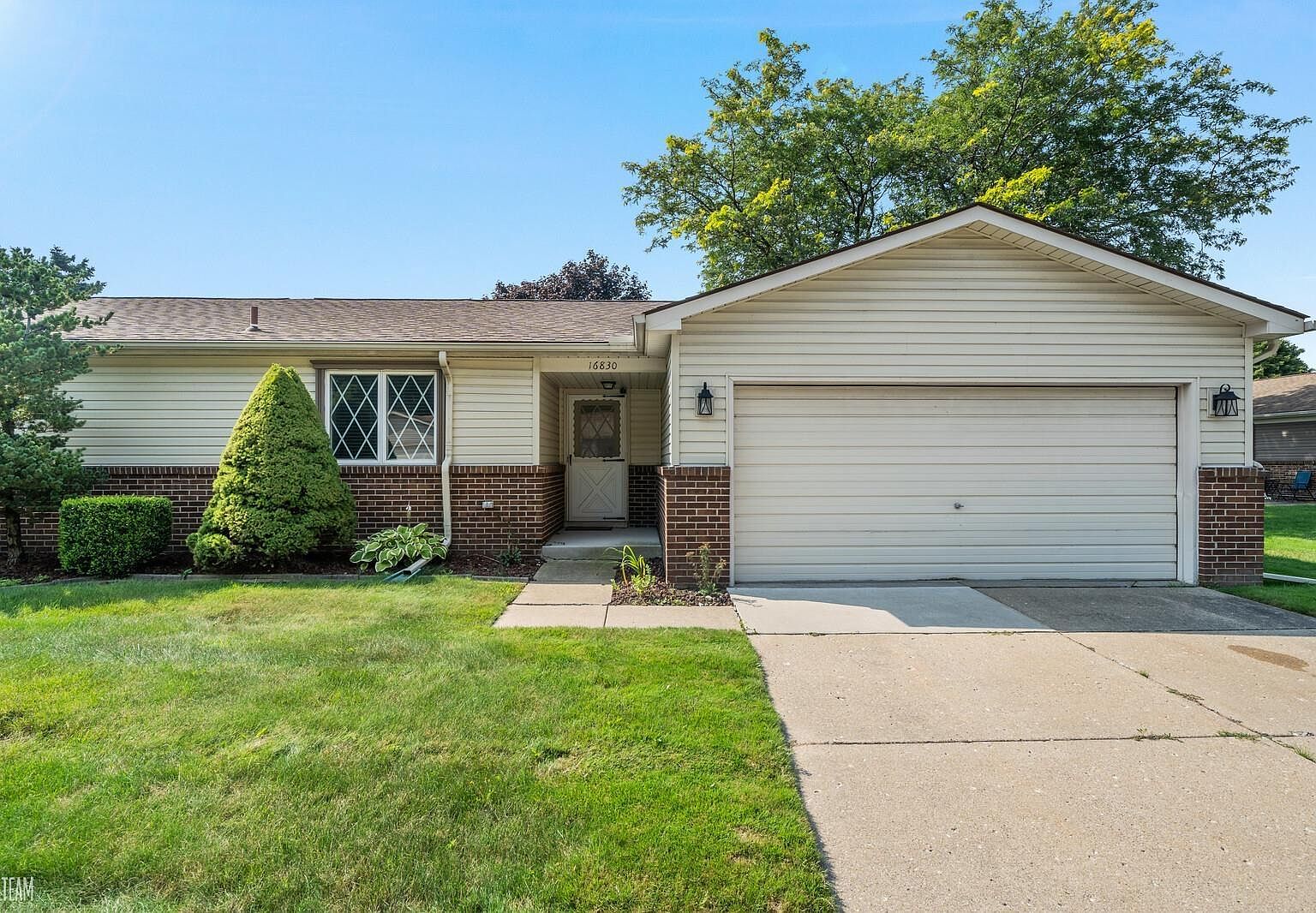 16830 N Gardenia Dr #29, Fraser, MI 48026 | Zillow