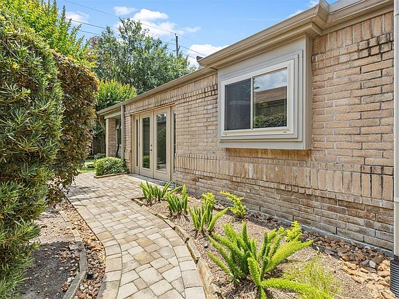 2467 Blackridge Rd, Houston, TX 77067 | MLS #9661559 | Zillow