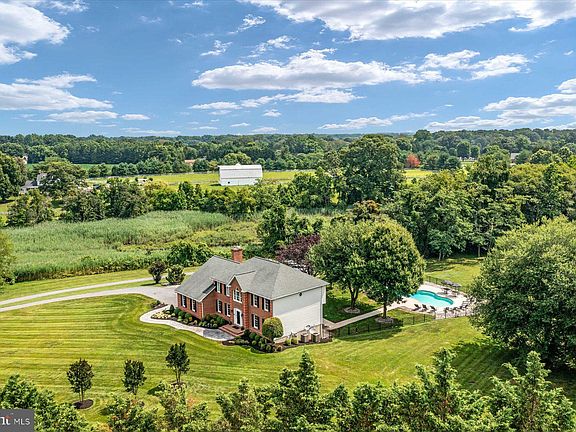 305 Bennett Point Rd, Queenstown, MD 21658 | Zillow