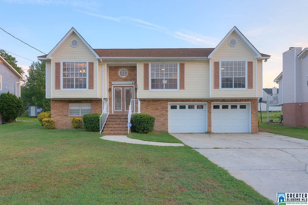 1112 Red Oak Cir, Fairfield, AL 35064 | Zillow