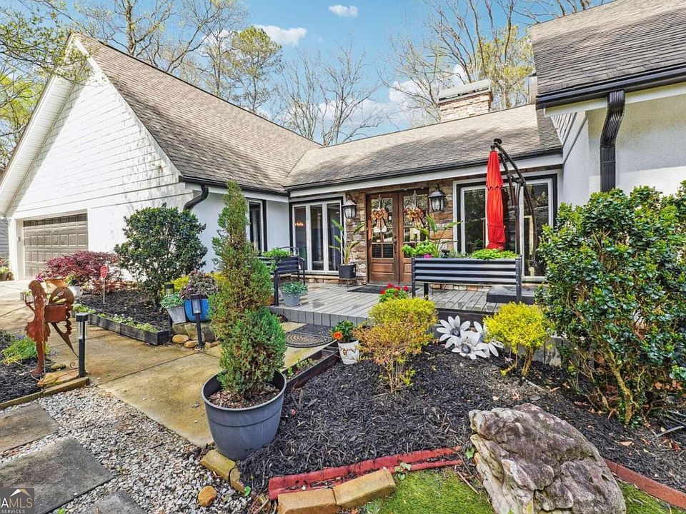 747 Stoneview Ct, Marietta, GA 30068 | MLS #10273618 | Zillow