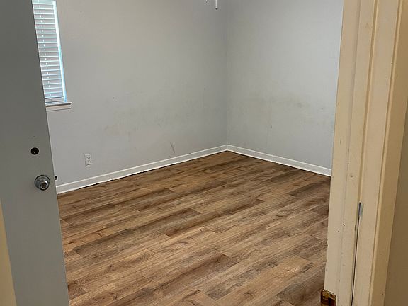 101 SW Rand Dr, Burleson, TX 76028 | Zillow