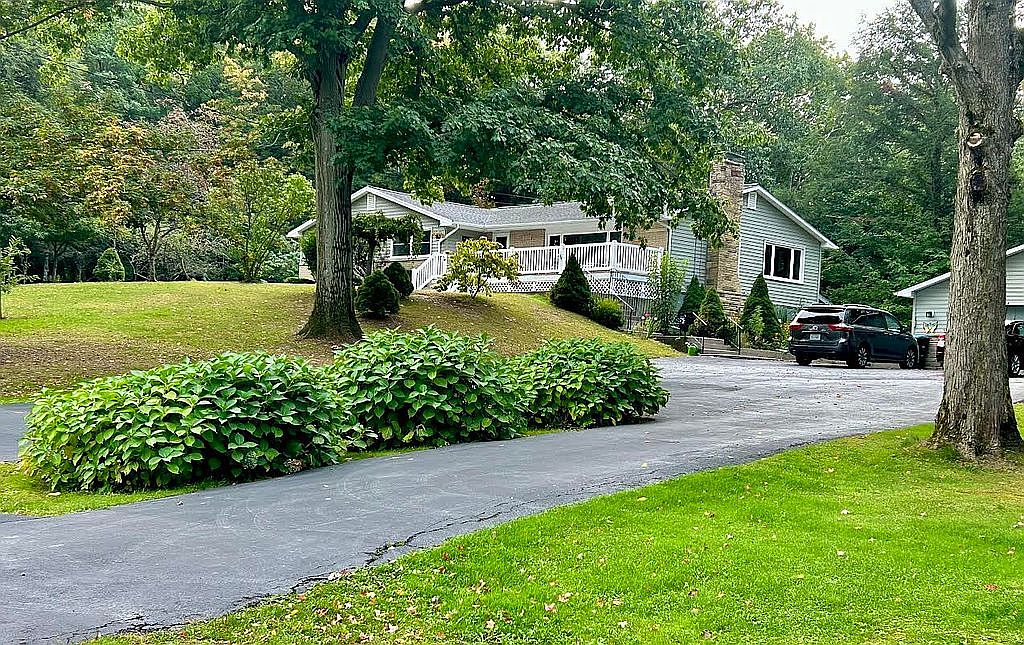 3095 S Roberts Rd, Fredonia, NY 14063 | Zillow