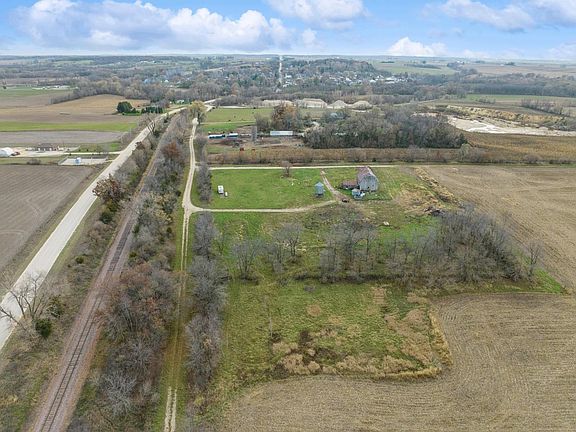 5914 Betenbender Ln, Coggon, IA 52218 | MLS #20235014 | Zillow