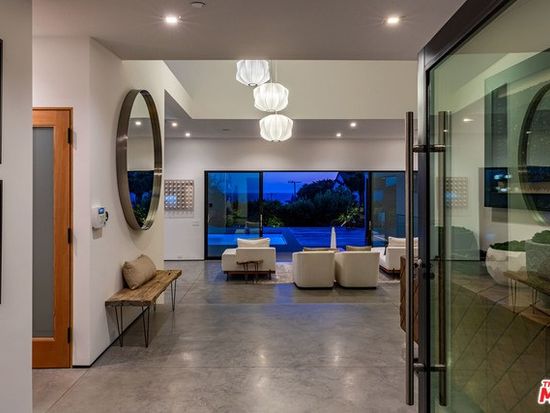 6325 Malibu Park Ln, Malibu, CA 90265 | Zillow