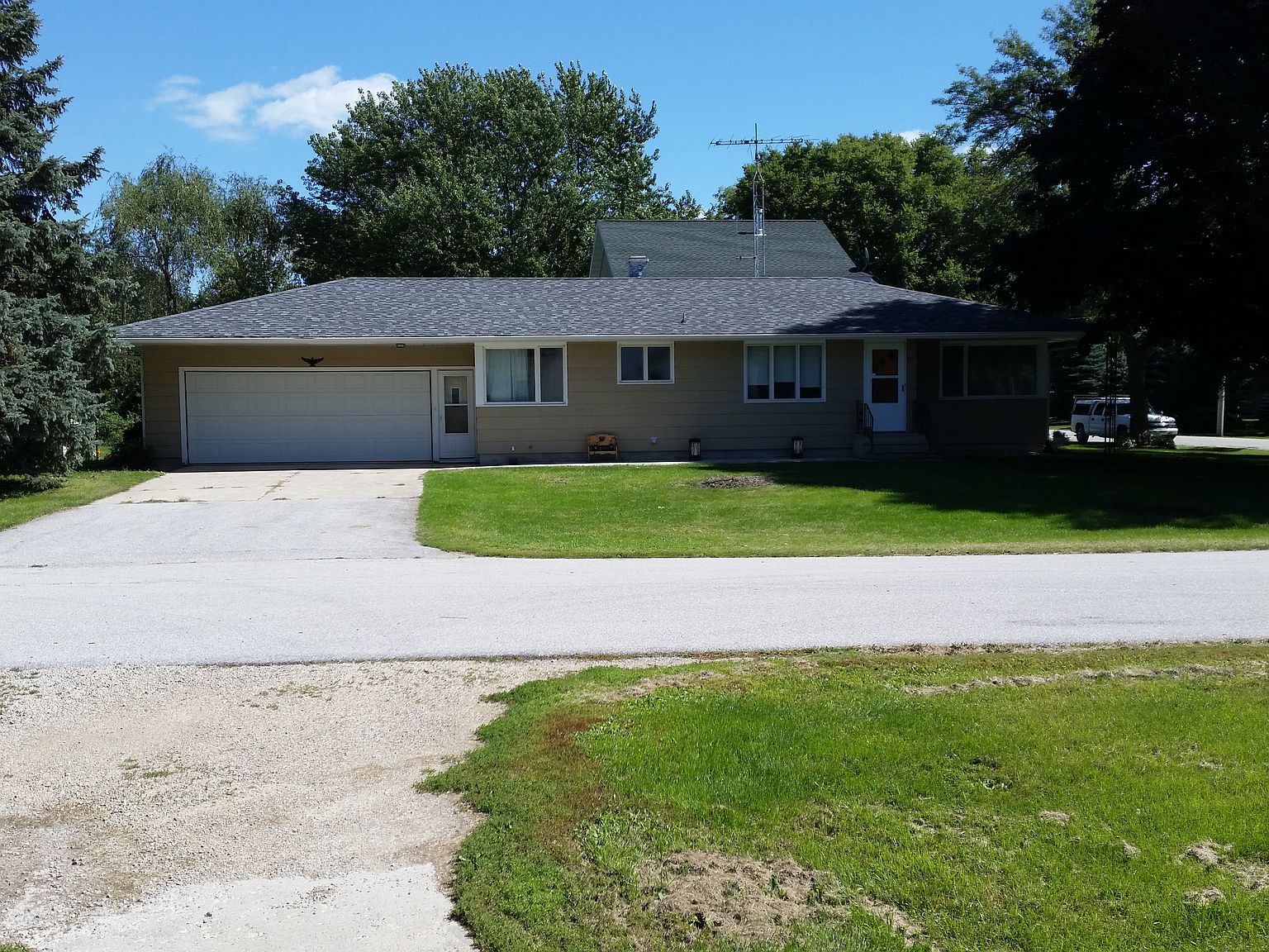 301 N 6th St, Thornton, IA 50479 | Zillow