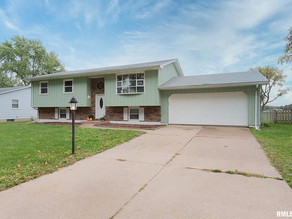 111 Crestview Dr, Park View, IA 52748 | Zillow