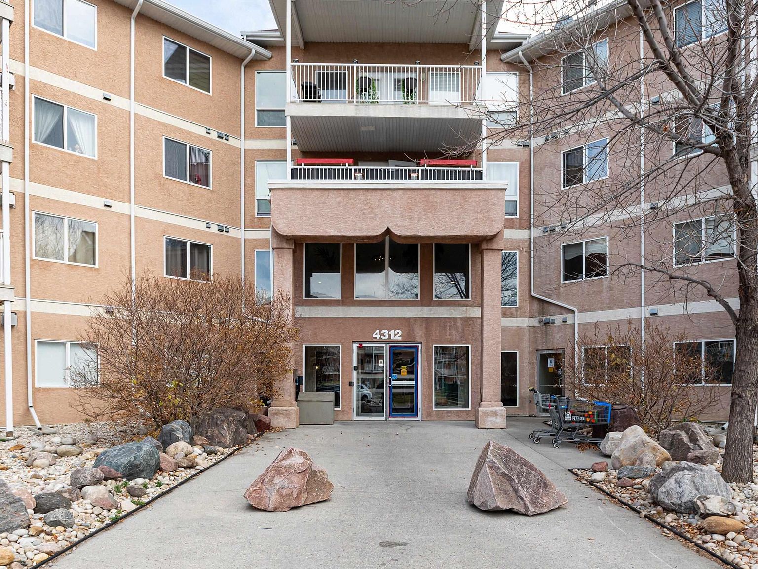 4312 139th Ave NW #302, Edmonton, AB T5Y 3J4 | MLS #E4362473 | Zillow