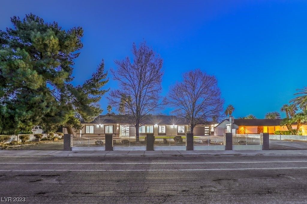 6060 W Gowan Rd, Las Vegas, NV 89108 | Zillow