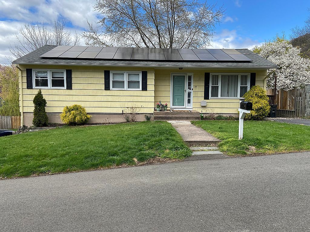 37 Merritt Ave, Woodbridge, CT 06525 | Zillow