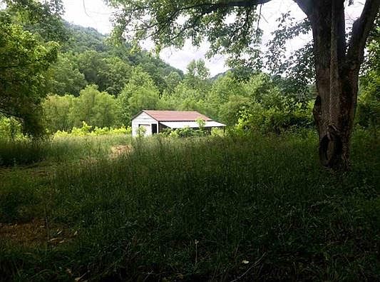 153 Apple Hollow Rd, Louisa, KY 41230 | Zillow