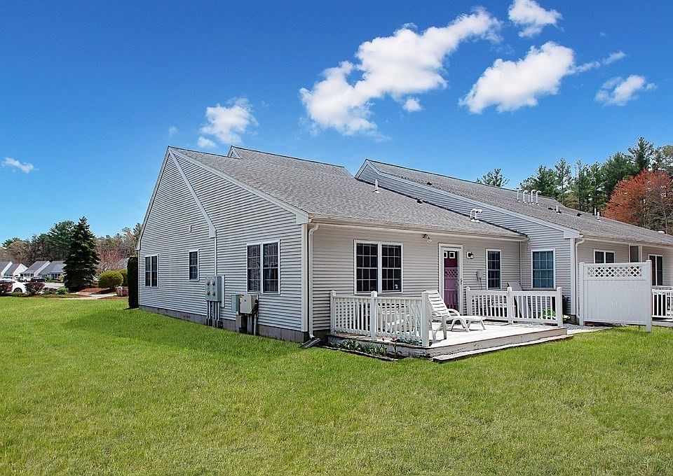 9-9D Cranberry Grove Way #D, Wareham, MA 02571 | Zillow